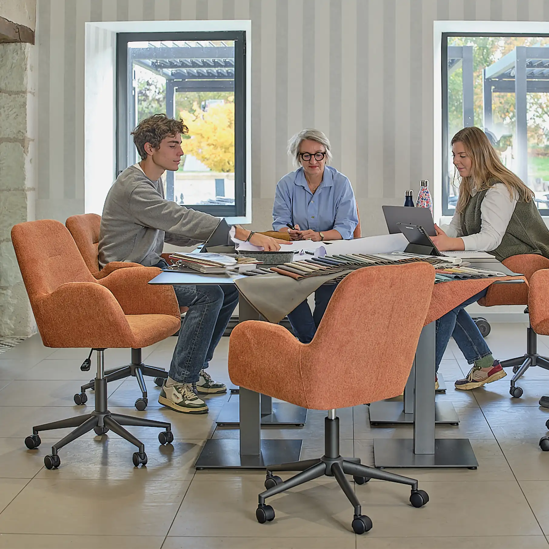 Collection SHINEO pied métal - Officepro Seating